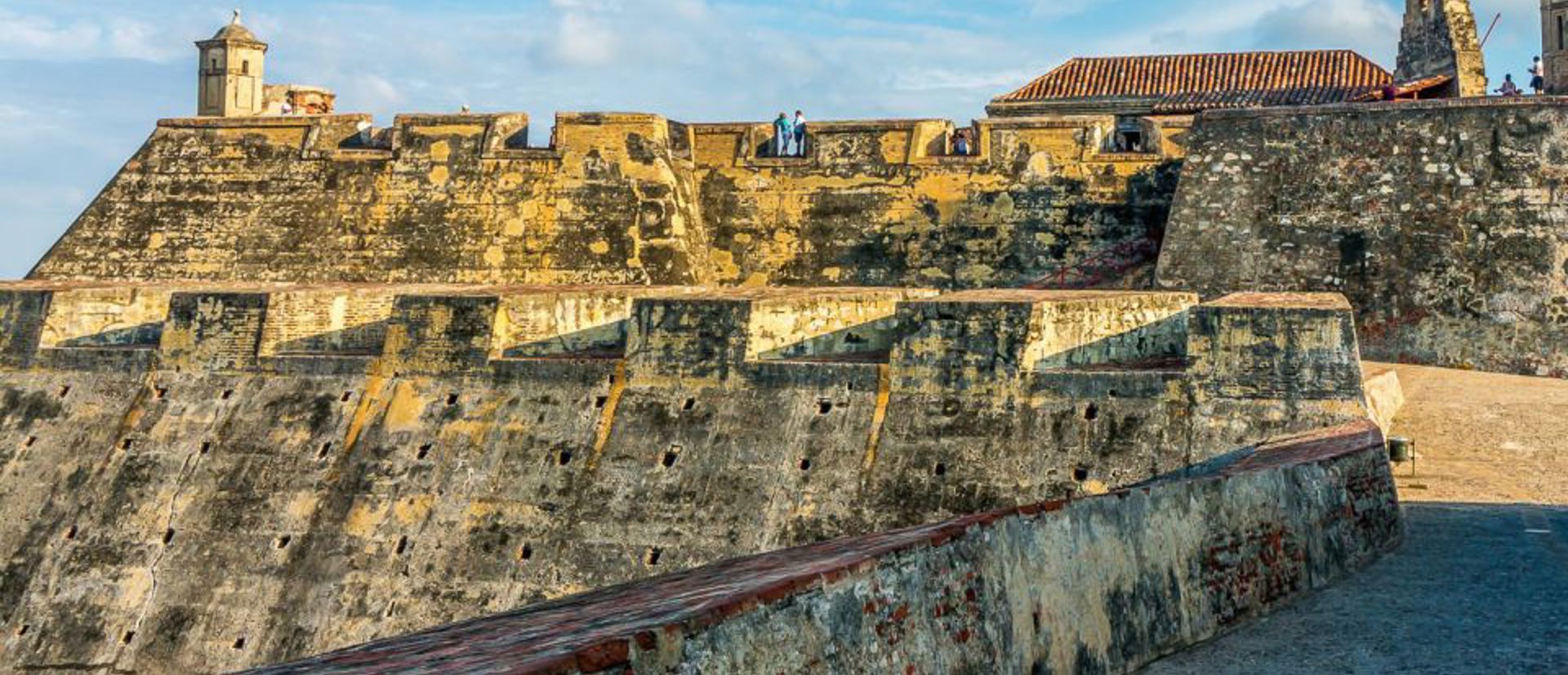 City tour San Felipe Castle and La Popa Convent | ISAPS